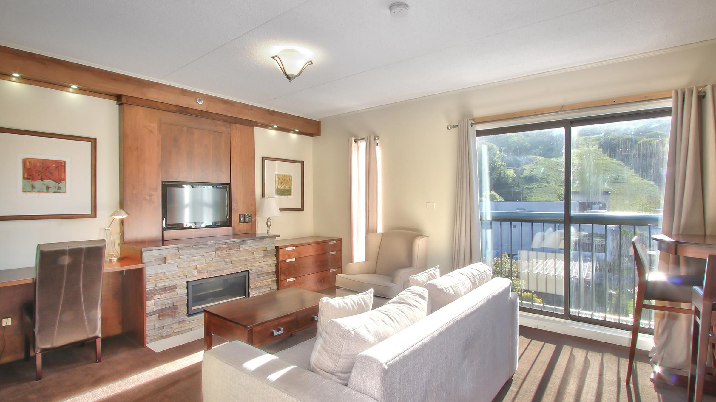 Discover Blue Mountain Resort